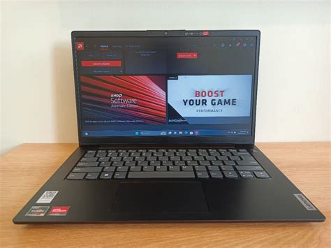 Lenovo V Amd Ryzen U Vega Graphics Gb Gb Entry Level Laptop Computers Tech