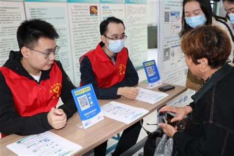 从“卡时代”迈入“码时代” ！镇江推广医保电子凭证使用，市民就医购药更方便我苏网