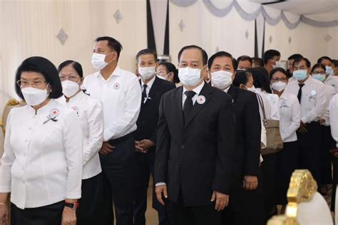 តំណាងសម្តេចកិត្តិព្រឹទ្ធបណ្ឌិត ប៊ុន រ៉ានី ហ៊ុនសែន បានអញ្ជើញដឹកនាំគណៈប្រតិភូកាកបាទក្រហមកម្ពុជា