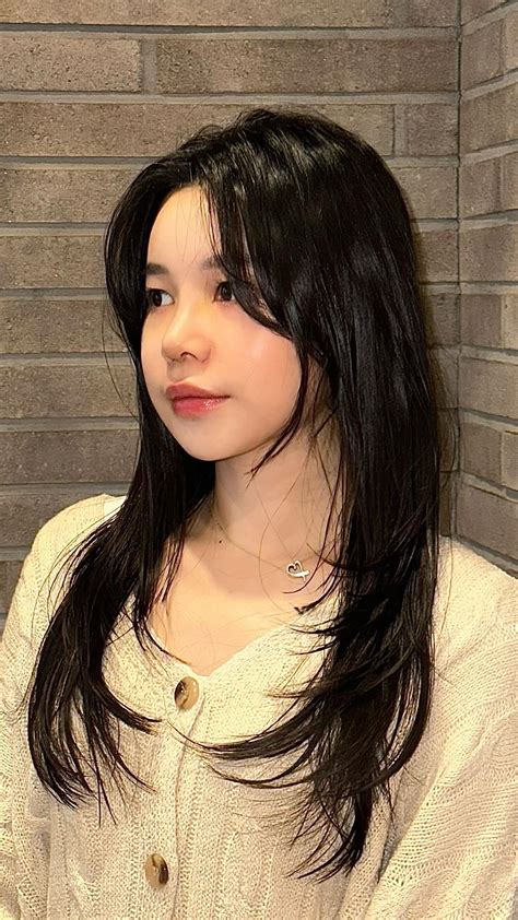 홍대미용실 준오헤어 퍼스널 컨설턴트 하나 안녕하세요 맞춤 디자이너 하나입니다 긴머리가 답답해서 싫다면 가벼운 하이레이어드컷 으로 스타일변신 어떠세요 셋팅펌 으로