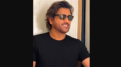 Ms Dhoni Sports New Hairstyle Fans Love His ‘vintage Look Trending