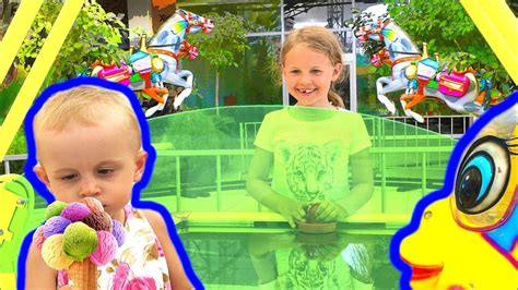 Игровая комната Машинки самолёт и батут Ксюша Потоцкая и Алиса играют вместе Развлечения