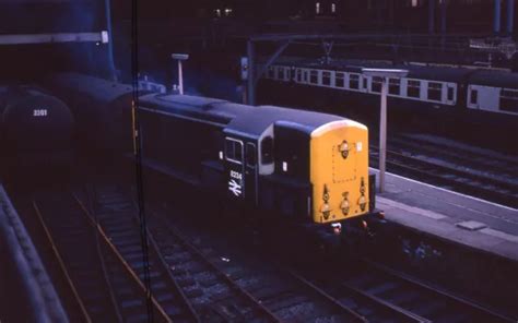 Original Slide Br Bth Clayton Type 1 Diesel Class 15 D8234 Liverpool St 1970 £8 75 Picclick Uk