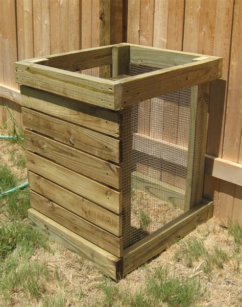 7 Diy Compost Bins Innovative And Cheap Gardening Solutions