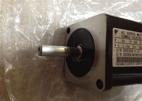 50w 200v Industrial Servo Motor With 17bit Absolute Encoder Sgmas A5a2a2c