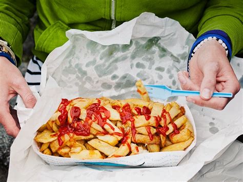 How Much Saturated Fat To Eat In A Day