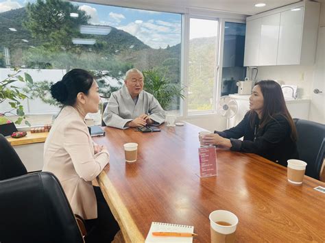 Монгол Улсаас Бүгд Найрамдах Солонгос Улсын Пусан хотод суугаа Консулын газар