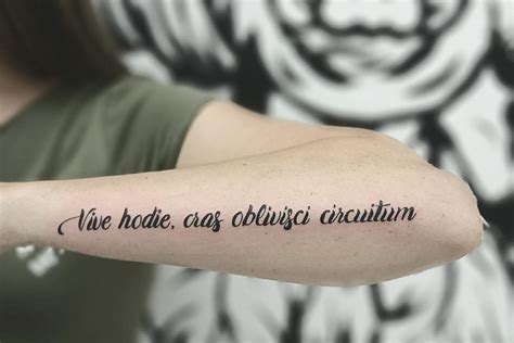 Тату шрифты онлайн Vean Tattoo