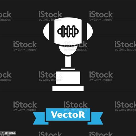 흰색 상 컵과 검은 배경에 고립 된 미식 축구 공 아이콘 우승자 트로피 기호입니다 챔피언십 또는 대회 트로피 벡터 일러스트레이션 금속에 대한 스톡 벡터 아트 및 기타 이미지