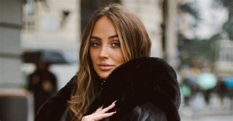 Rocío Flores Se Desnuda Para Estrenar El 2023 Y Revoluciona Instagram