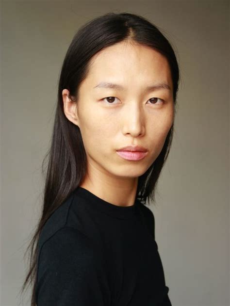 Yuanyuan Zhang Model Profile Photos And Latest News