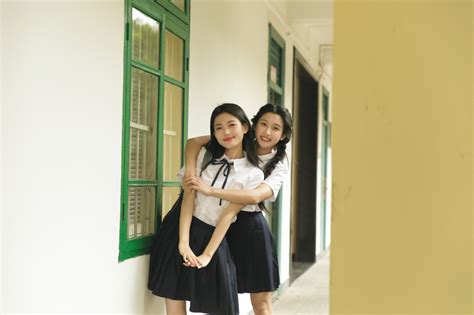 大学生人物素材 大学生人物模板 大学生人物图片高速下载 设图网