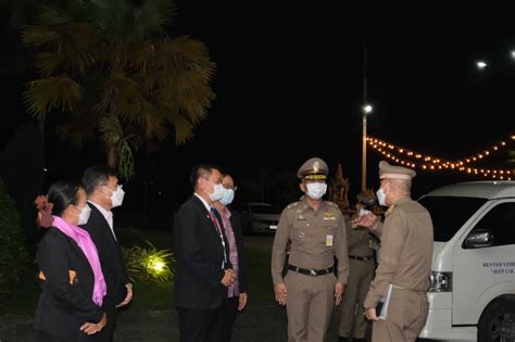 พลอากาศเอก จอม รุ่งสว่าง องคมนตรี ลงพื้นที่ตรวจเยี่ยมโรงเรียนในโครงการกองทุนการศึกษา โรงเรียน