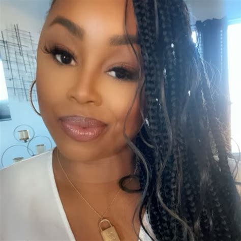 Yaya 💋 Simply Yaya • Threads Say More