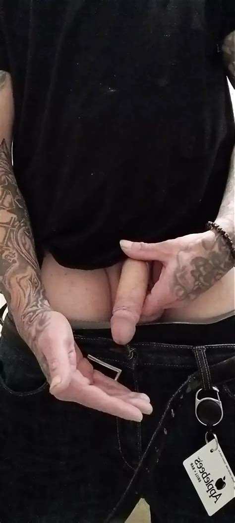 Taquinage Au Travail Xhamster