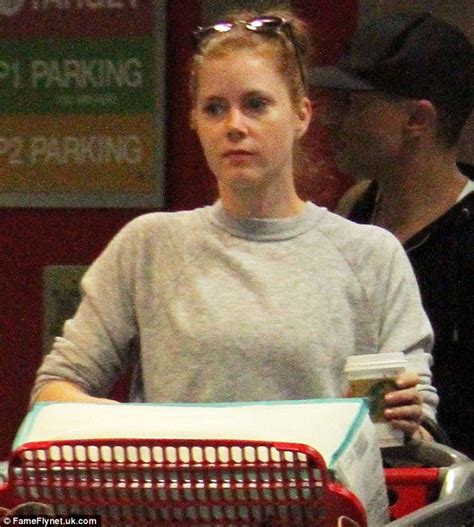 Amy Adams Is Anything But Glamorous In LA Supermarket Daily Mail Online