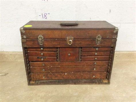 Wooden Machinist Box Currie Auction Service