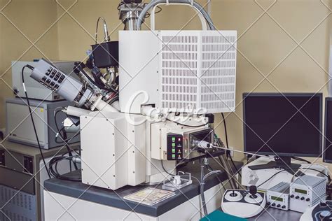 Scanning Scanning Electron Microscope With An Ion Beam Gun And Elements