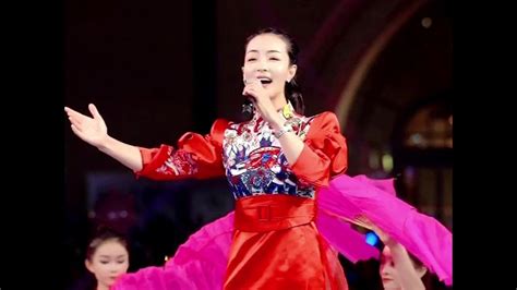 王小妮经典陕北民歌唱响马美如大舞台 陕北之声 演出现场 YouTube