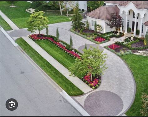 Stunning Circle Driveway Landscaping For Your Home Curved Walkway