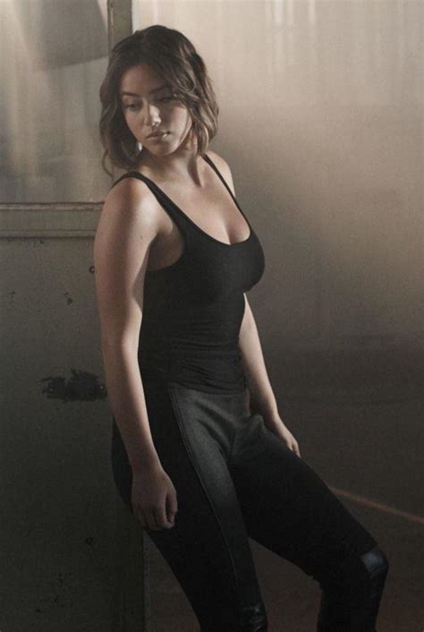 Chloe Bennet R Celebs