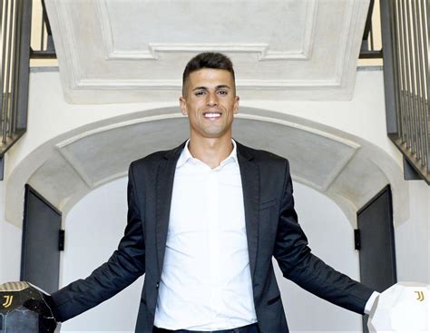 همه چیز از یه بوس کوچولو شروع شد طرفداری