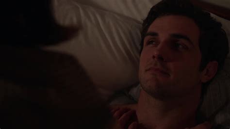 Auscaps Beau Mirchoff Shirtless In Good Trouble 2 11 Clapback