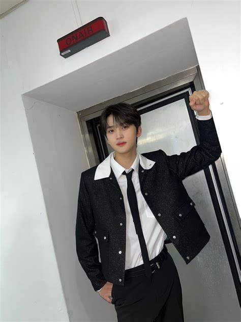 착장에 따라 분위기가 엄청 달라지는 남자 아이돌 인스티즈instiz 이슈 카테고리