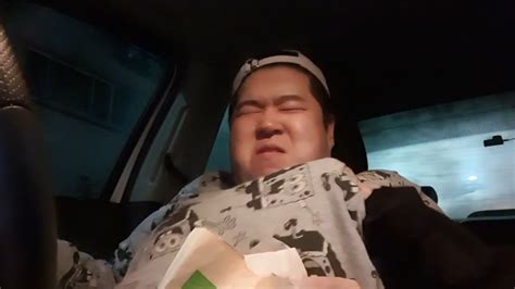 다이어트하는 여자친구앞에서 햄버거 먹방입니다 Youtube