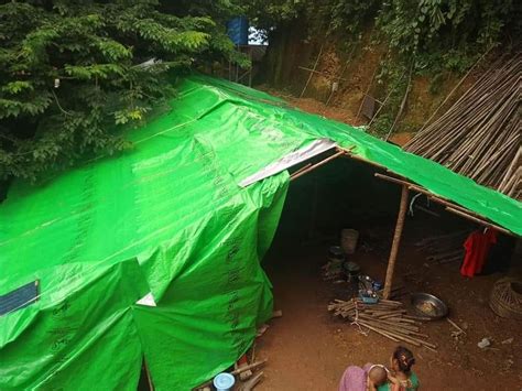 ကျောက်တော်မြို့နယ်ရှိ စစ်ဘေးရှောင်အိမ်ထောင်စု ၆၀၀ ကျော်အား စစ်ကောင်စီက ငွေ ၆ သိန်းစီပေး၍ နေရပ်ပ