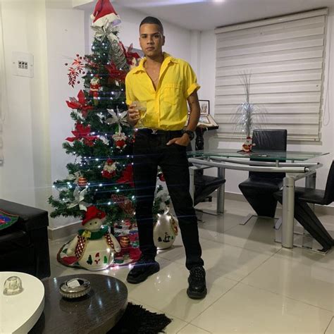 Maggi Ston Cam Model Free Live Sex Show And Chat Stripchat