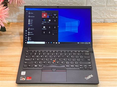Lenovo Thinkpad E Gen Amd Ryzen U Gb Ram Gb Ssd Full Hd Amd Radeon Graphics