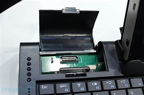 Ti Debuts First Ics Omap 5 Reference Design Demo At Ces 2012 Vp Says Its Way Ahead Of Apple