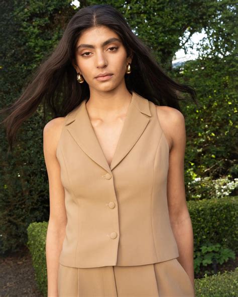 Nikki Tailored Vest Warm Taupe Forcast Au