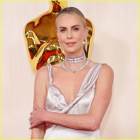 Charlize Theron Shares Nsfw Details About Her Sex Life Fling With A Year Old Being A Single