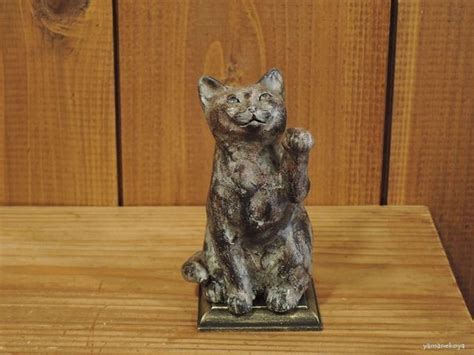 小澤康麿さんの陶猫 古色 黒猫