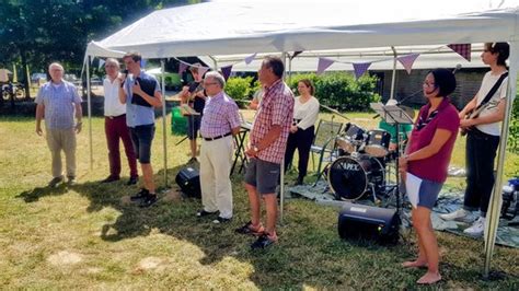 Evangelisches Jugendwerk Hessen Ev Ejw Sommerfest Brot Und Spiele