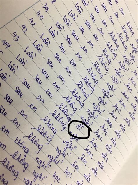 Bị Giáo Viên Bắt Chép Phạt Vì Tội Nghỉ Học Nữ Sinh Lén Lút Chống đối Siêu Lầy