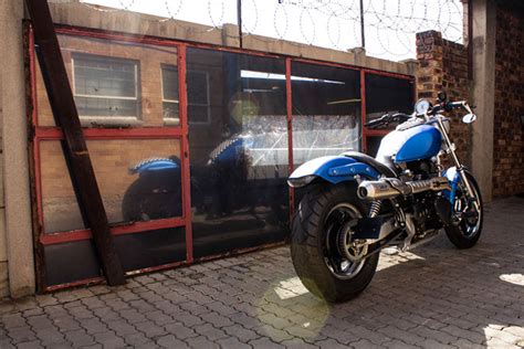 CafÉ Racer 76 Triumph Speedmaster