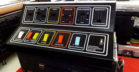 Matrixsynth Maestro Universal Synthesizer System Uss 1 Sn 1539