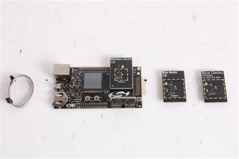 Silicon Labs Slwstk6020b Efr32 Blue Gecko Bluetooth Starter Kit Fair