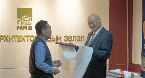 “Монголын үндэсний архитектурын дурсгал судлал” номын нээлт боллоо