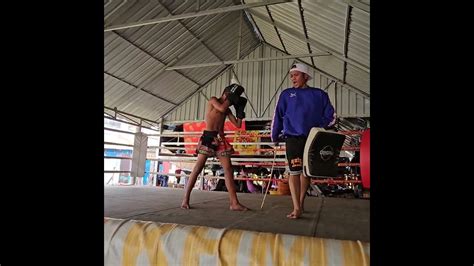 លោកគ្រូ រិកគី កំពុងបង្ហាត់ រ៉ាស្មាច់ ត្រៀមក្រឡុកសង្វៀន Youtube