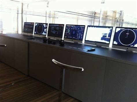 Late Steve Jobs Venus Yacht Finally Launched Realitypod