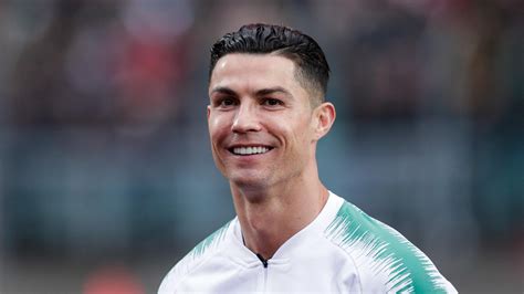 Iphone 6 Ronaldo Smile Hd Phone Wallpaper Pxfuel Atelier Yuwaciaojp