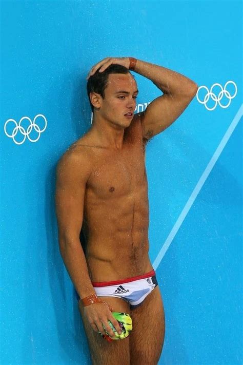 British Diver Tom Daley Gets Unnecessarily Censored Via Buzznet