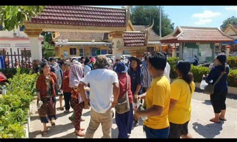 អាជីវករផ្សារត្រីប៉ោយប៉ែត លក់ដូរមិនសូវដាច់ព្រោះតែមានការលក់ដូរអនាធិបតេយ្យតាមផ្លូវជុំវិញផ្សារច្រើន