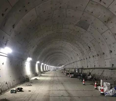 望江隧道顺利通过最后一段主体结构开挖条件验收杭州市“礼赞70年”大型全媒体传播活动