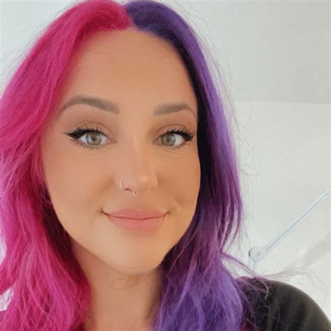 Danielle Weeks Youtube