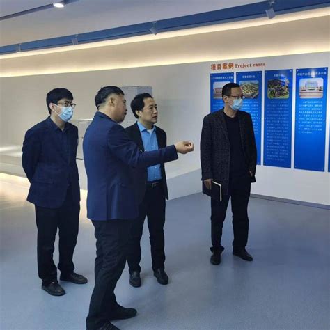 园区领导杜茂魁带队到企业督导调研复工复产、疫情防控及安全生产工作防控疫情生产